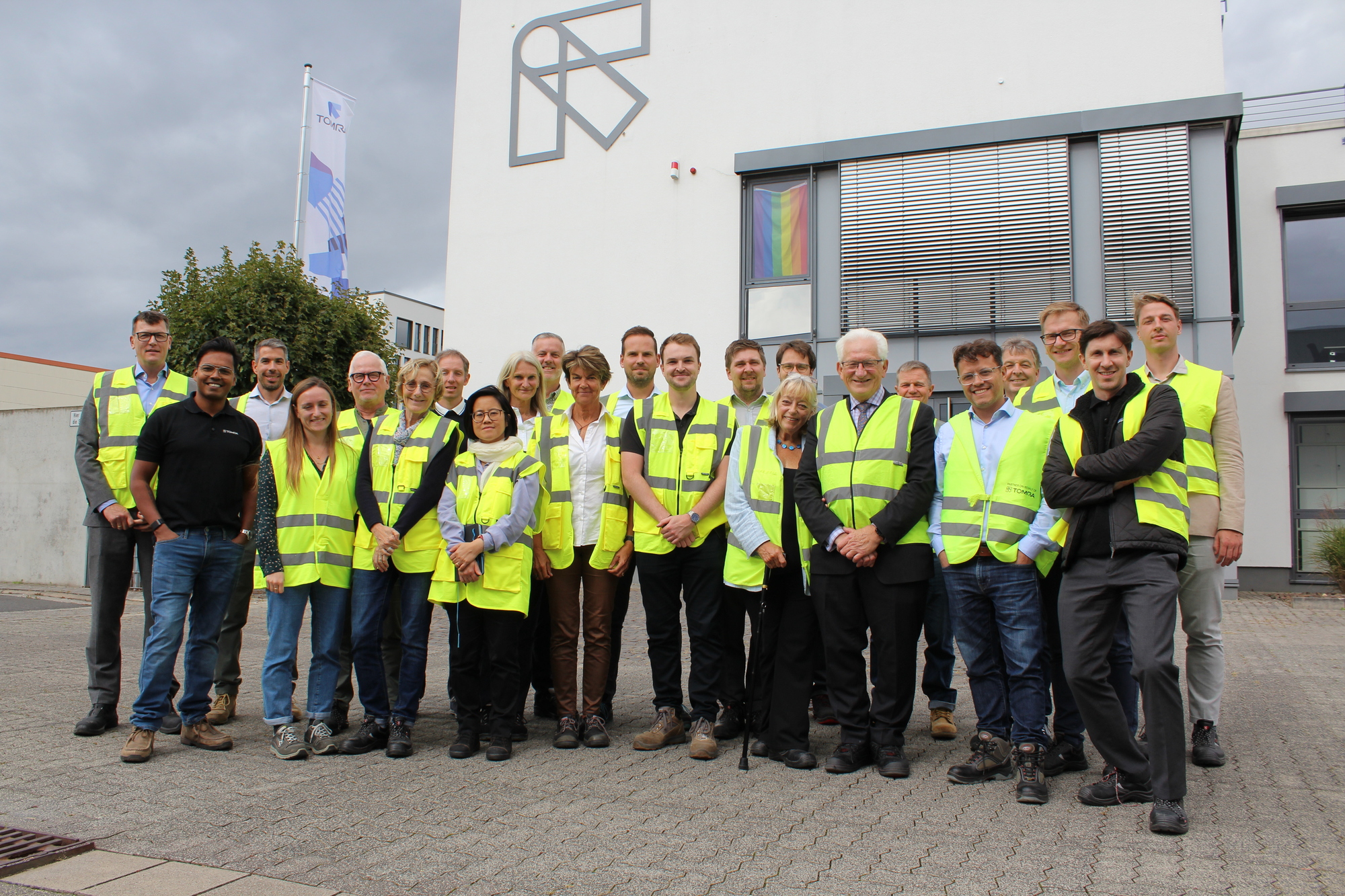 TOMRA hosts NEXTLOOPP for PP sorting trials | TOMRA