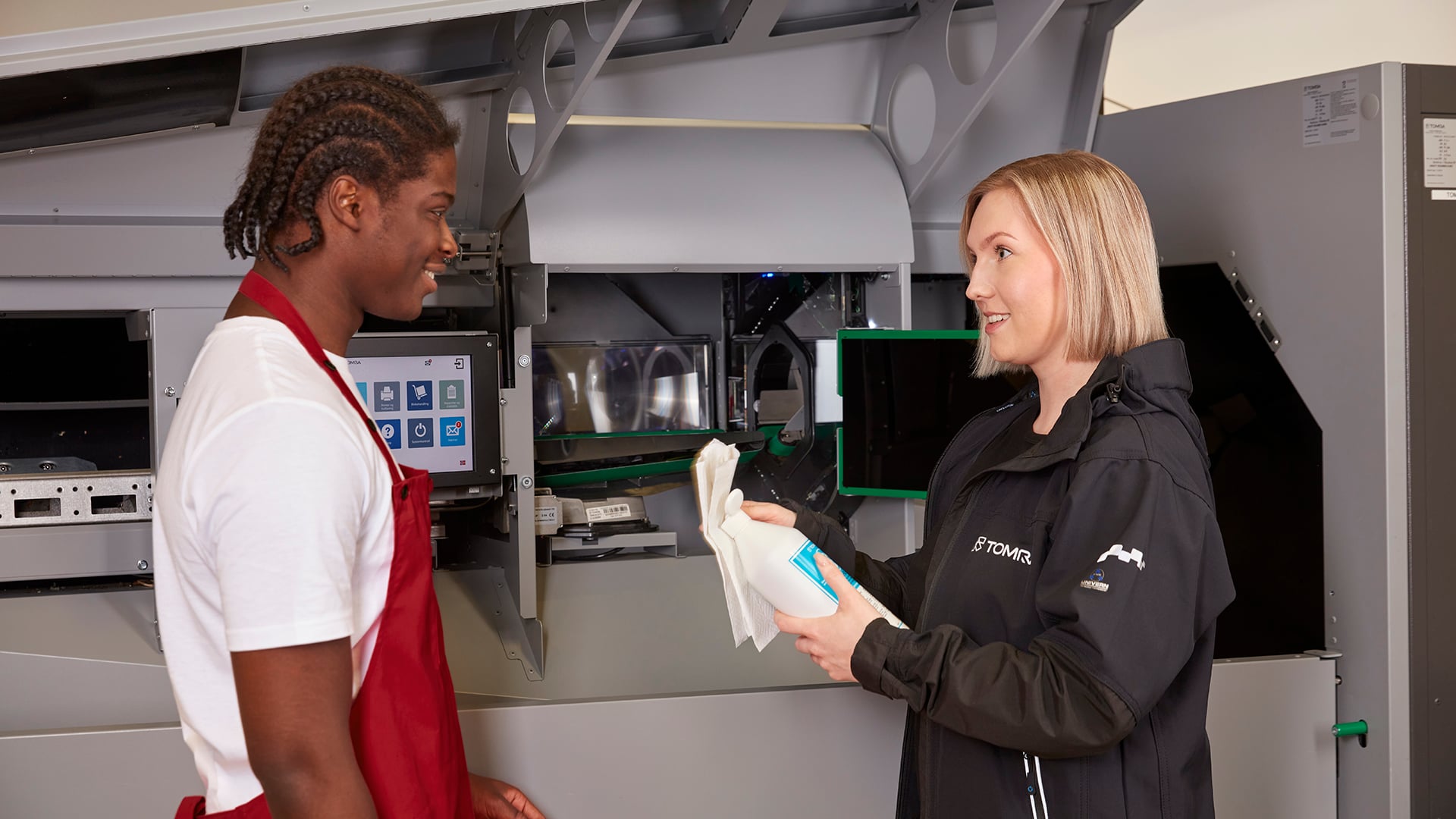 Customer Service and Service Operations | TOMRA