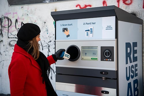 Reusable Takeaway Packaging for Urban Sustainability | TOMRA
