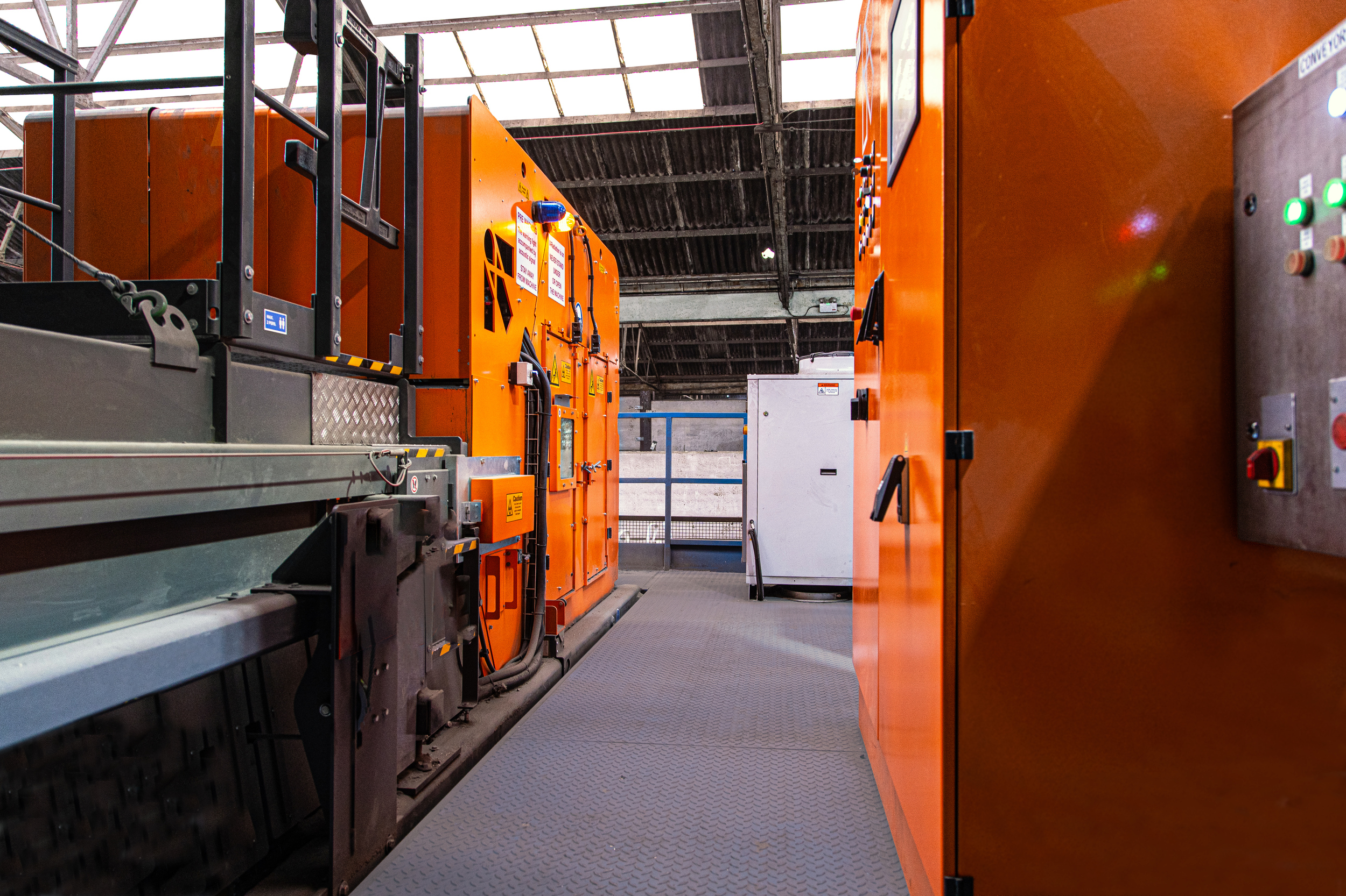 TOMRA präsentiert neue X-TRACT-Generation mit XRT-Technologie - TOMRA